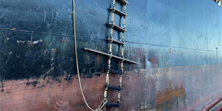 Pilot Ladder Retrieval Lines or 'Tripping Lines' | Pilot Transfer Training